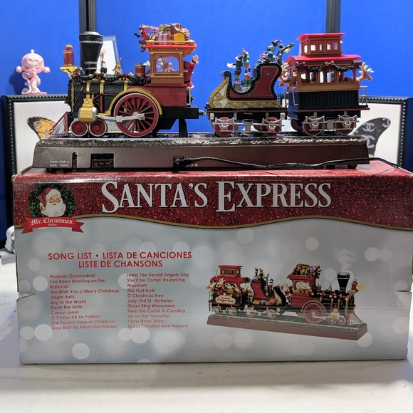 Mr. Cheistmas | Holiday | Mr Christmas 6 Animated Santas Express ...